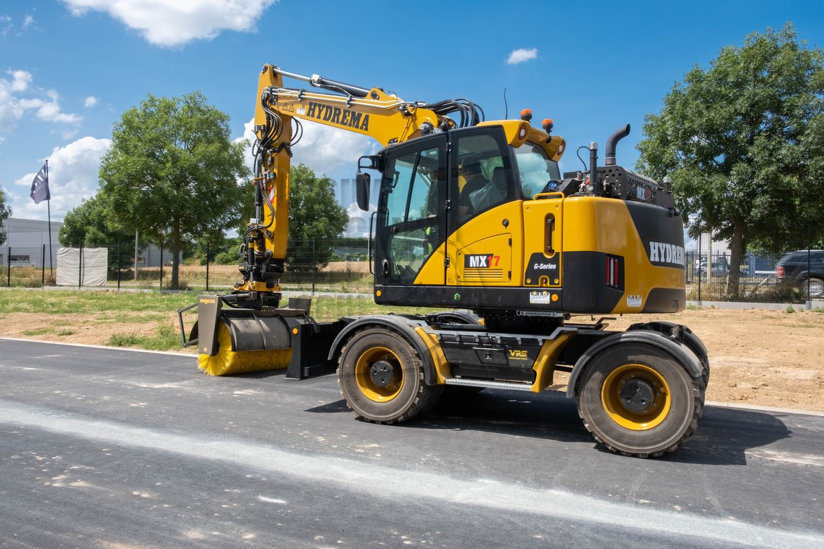 Compacte krachtpatser voor KD Partners : BouwmachineWeb.com - alle ...