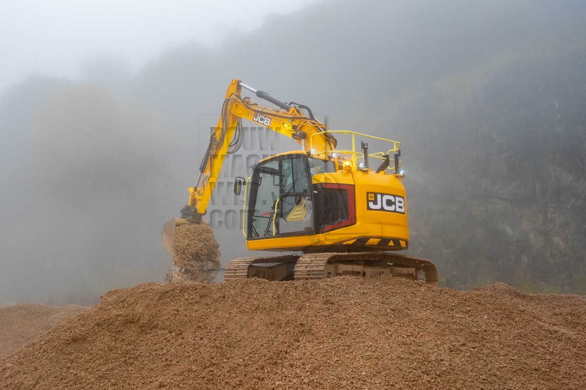 JCB perstour 2024 : BouwmachineWeb.com - alle nieuws op 1 plek