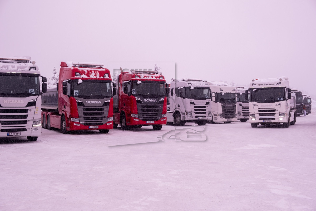 Scania Winter Drive 2023 : BouwmachineWeb.com - alle nieuws op 1 plek
