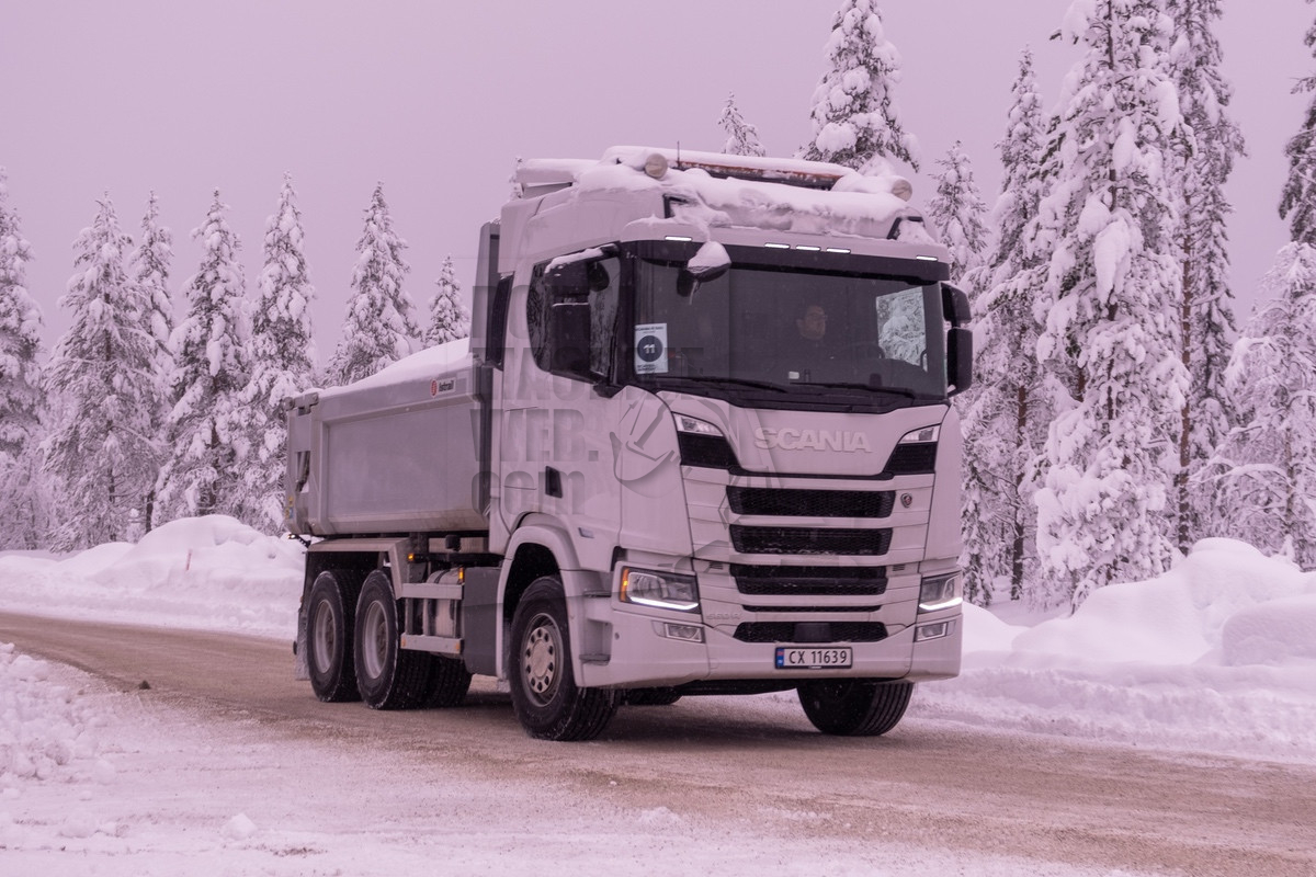 Scania Winter Drive 2023 : BouwmachineWeb.com - alle nieuws op 1 plek