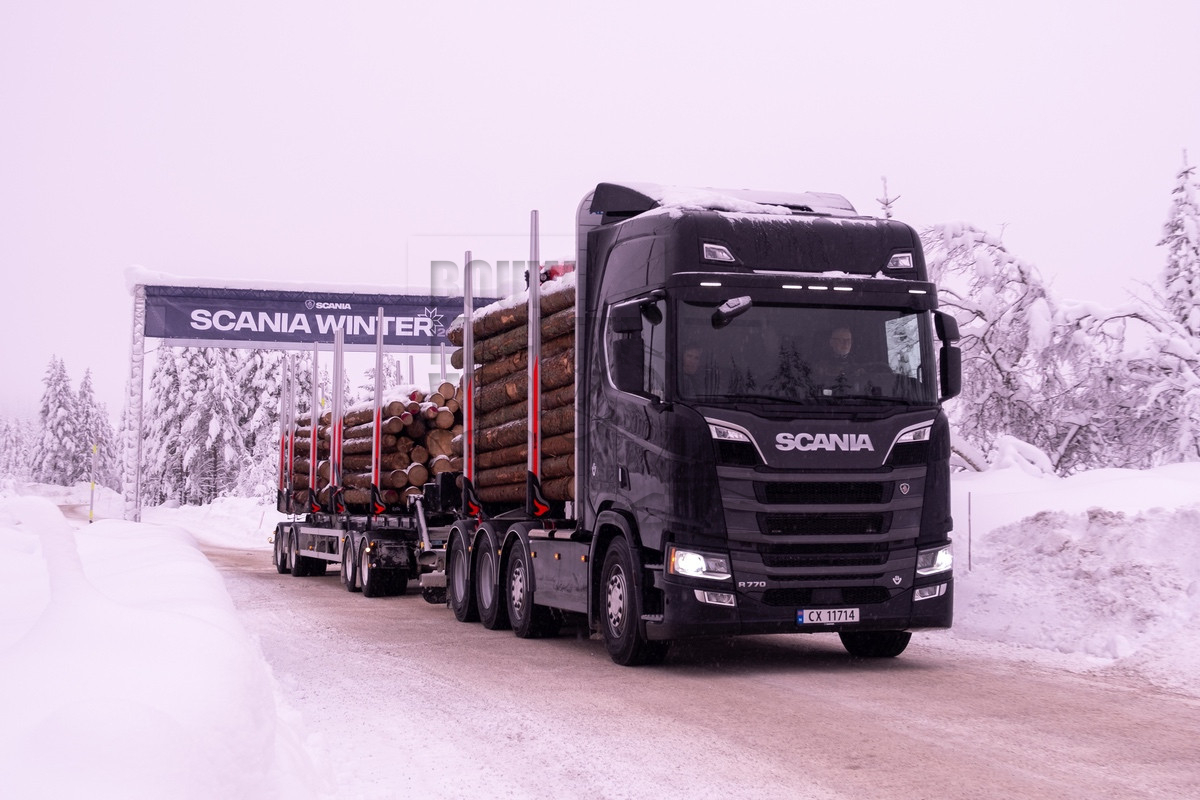 Scania Winter Drive 2023 : BouwmachineWeb.com - alle nieuws op 1 plek